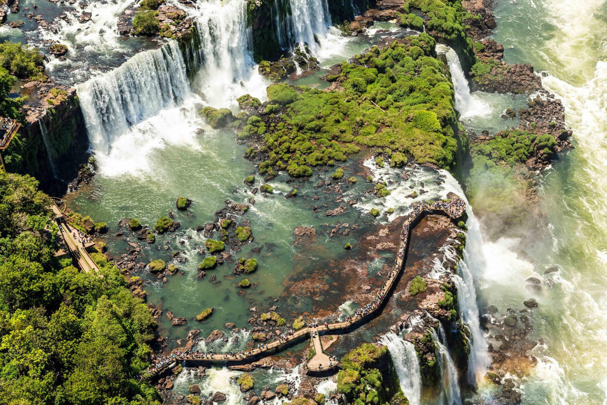 Eco-Tourism in Brazil - Love The Mountains